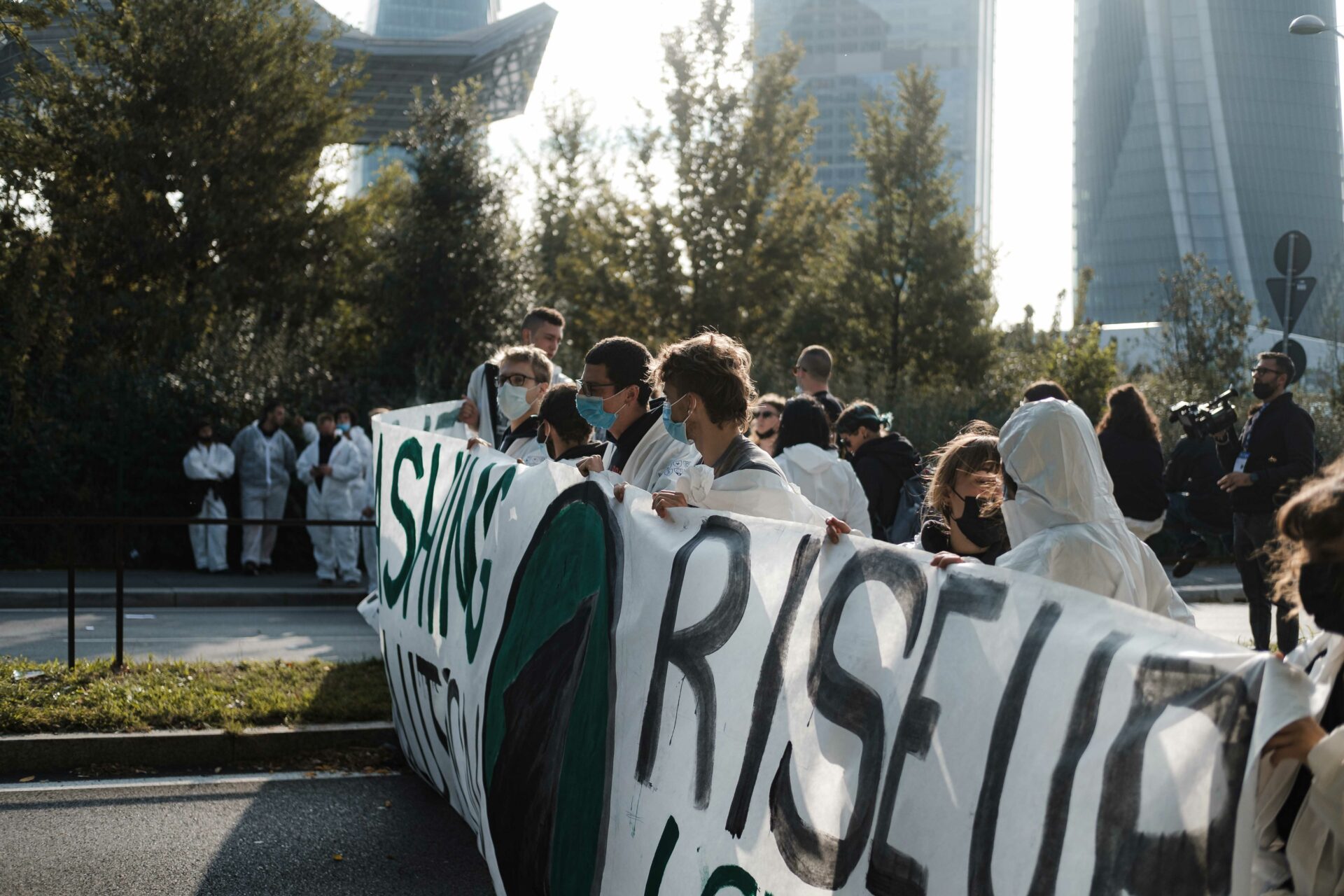 Youth4Climate e PreCOP26 non piacciono agli attivisti - Change The ...